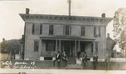 Description of a reception at First White House of Confederacy in ...